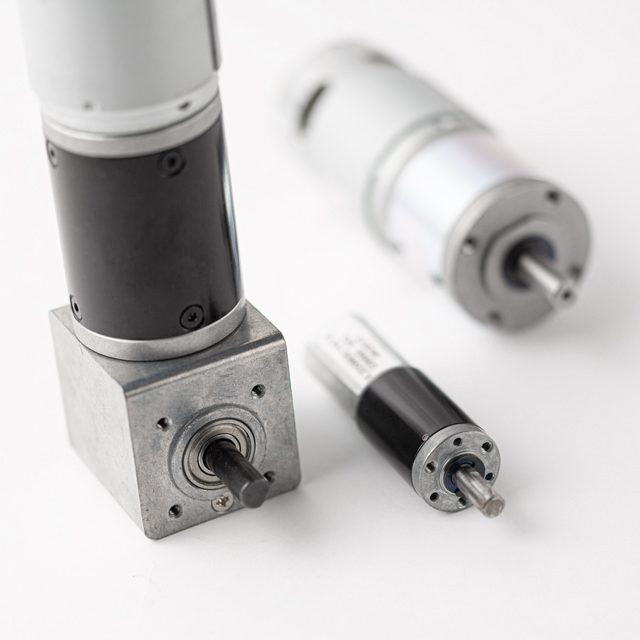 Products - Commex Motors